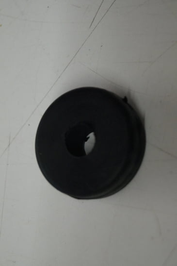 AA10.104 1½ & 2½ G Box Steady Cable Rubber Washer