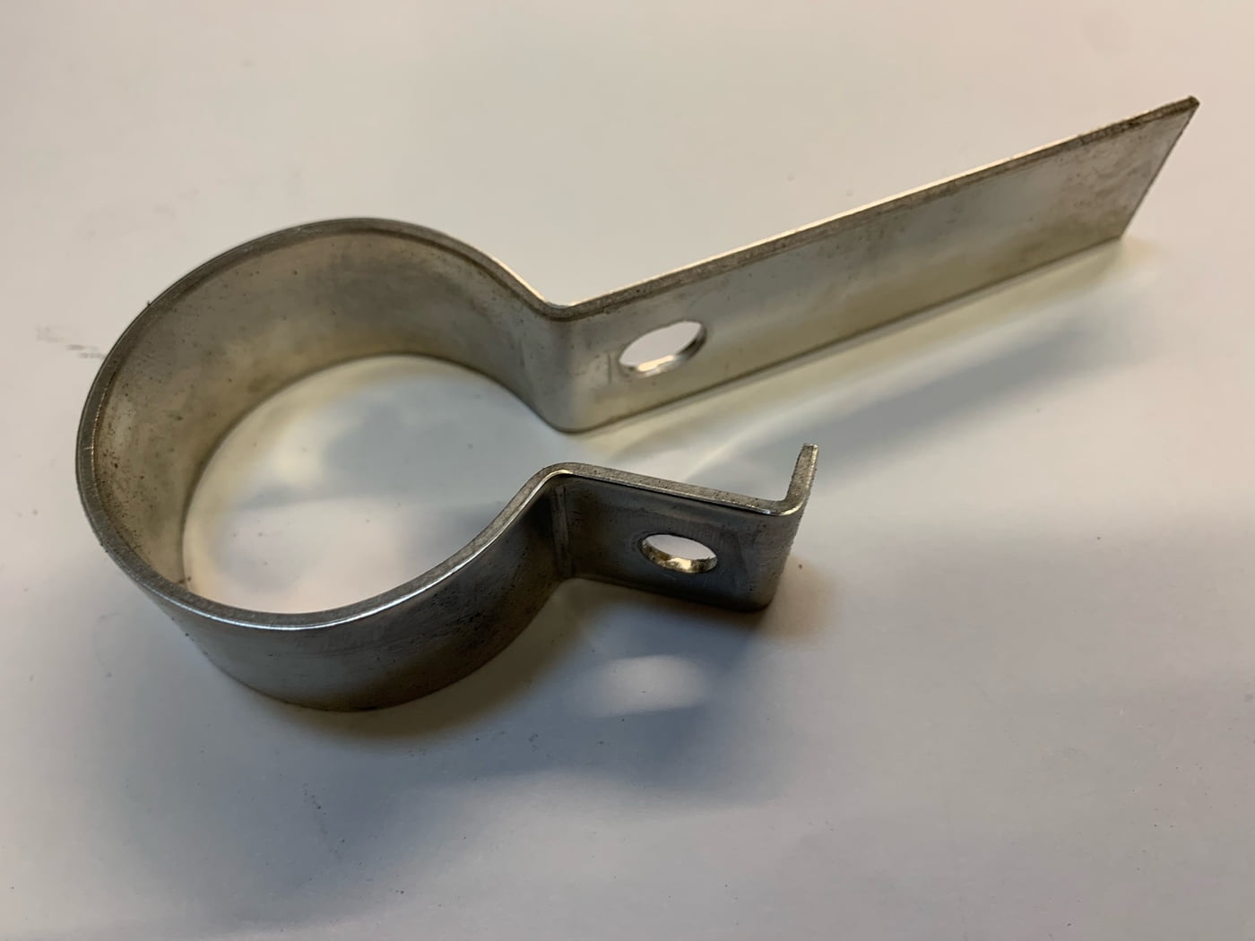 R2.18S Front of Front box bracket (1½) 44.5mm