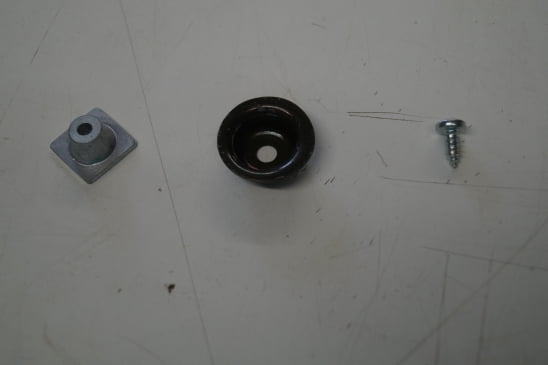 RM113 Door Waist Trim Retainer